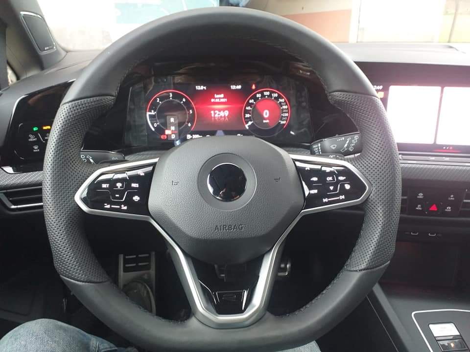 Volkswagen golf R line – EasyCar Paris