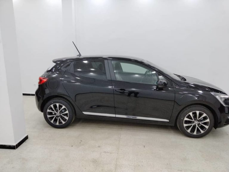 RENAULT CLIO 5 ZEN – EasyCar Paris